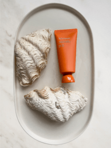 Sulwhasoo Clarifying Mask Review: The Perfect Peel Off Mask – The Soul ...