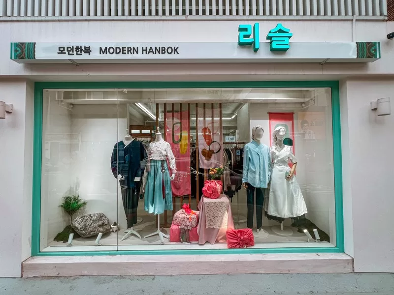 Knot Your Average Souvenir: The Korean Norigae – The Soul of Seoul